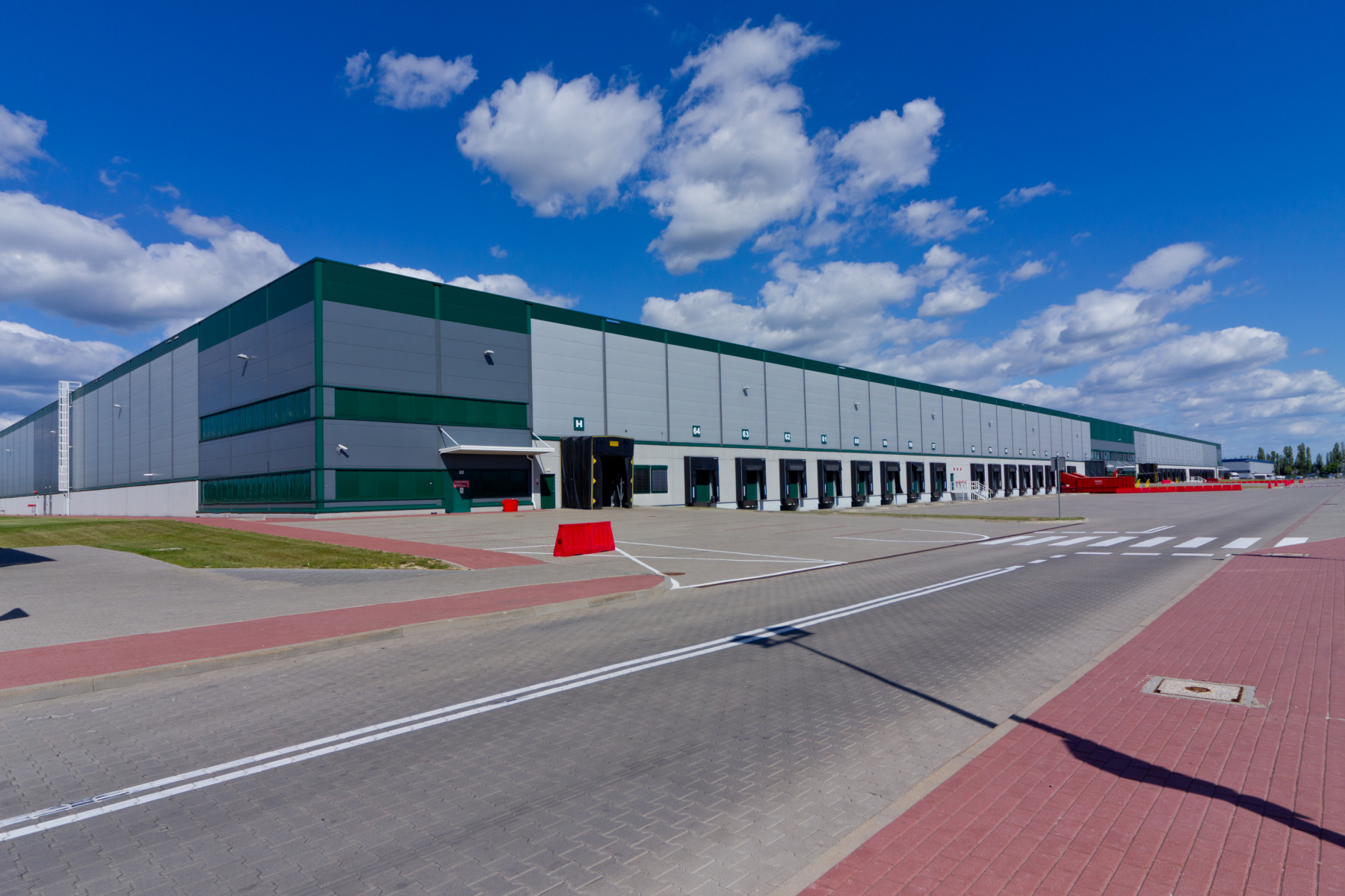Prologis: L'Oréal Poland predĺžil zmluvu | Kancelárie.sk